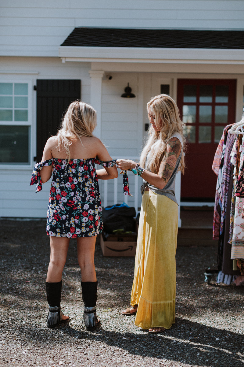 Alicia Shaffer: How a Mother of 3 Built The Second Best Selling Handma