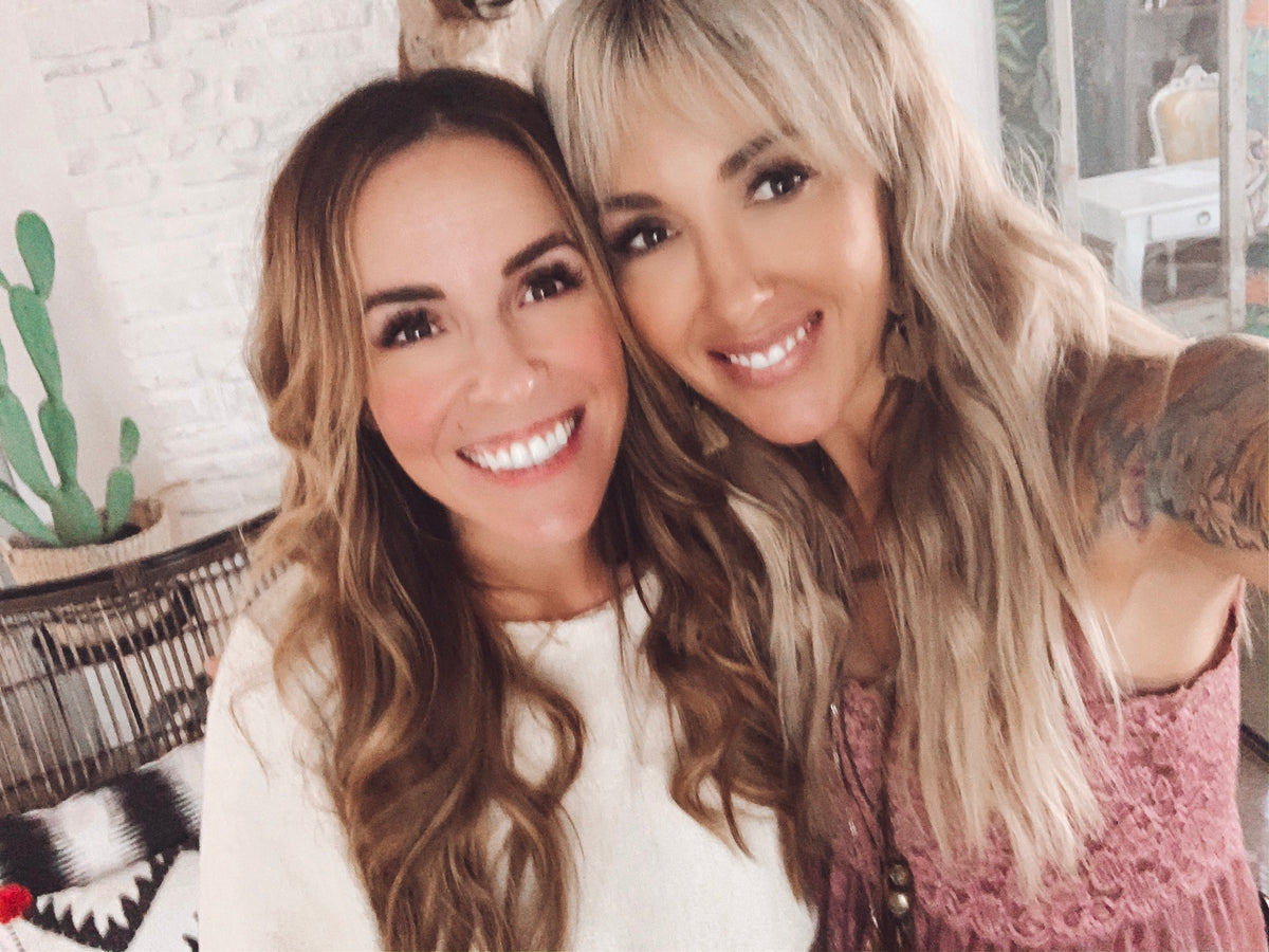 How to Build an Online Empire with Alicia Shaffer and Rachel Hollis